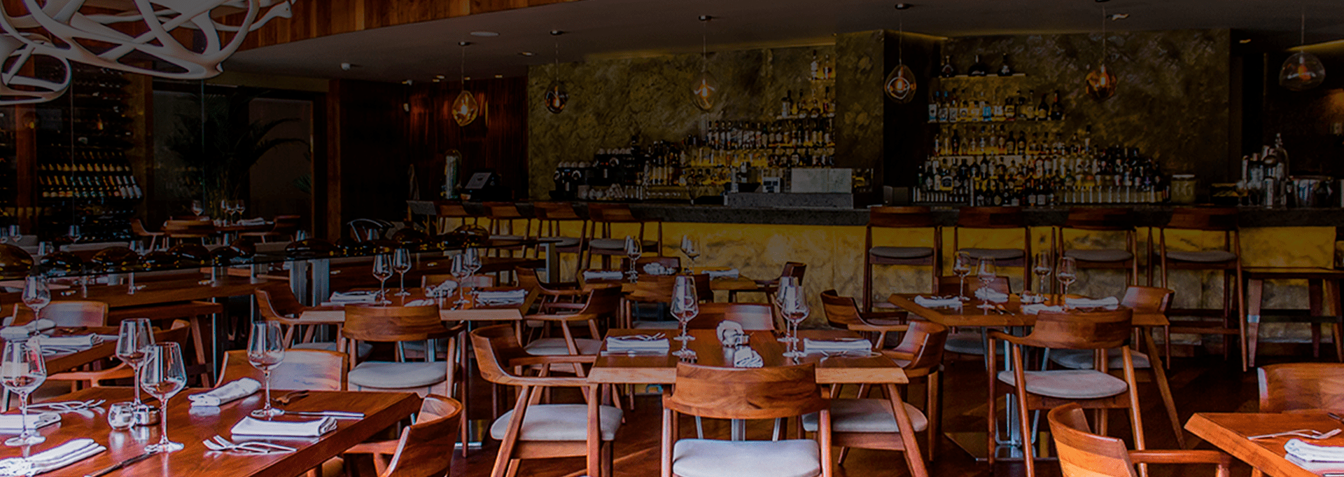 Harry’s Prime Steakhouse & Raw Bar