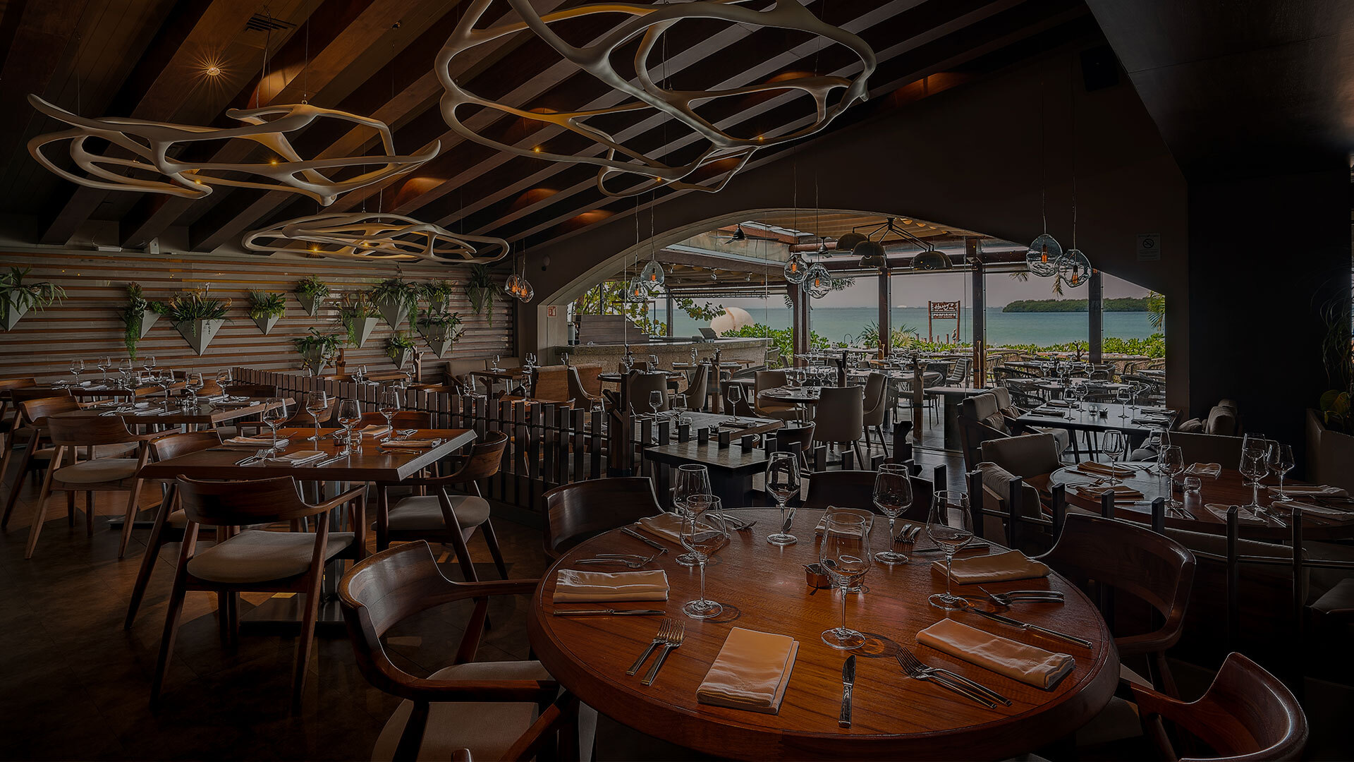 Harry's Prime Steakhouse & Raw Bar